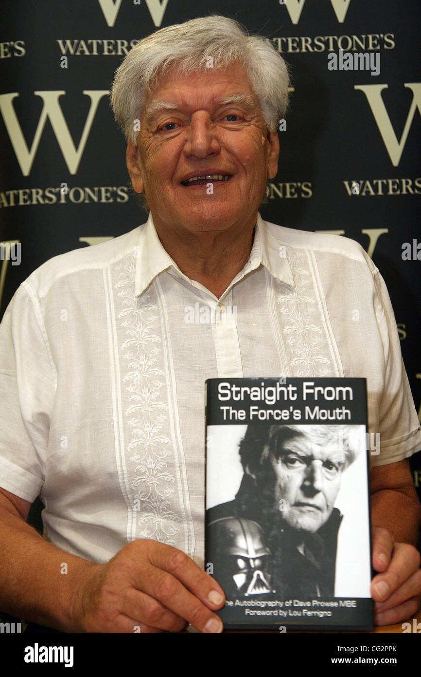 Dave prowse hi-res stock photography and images - Alamy