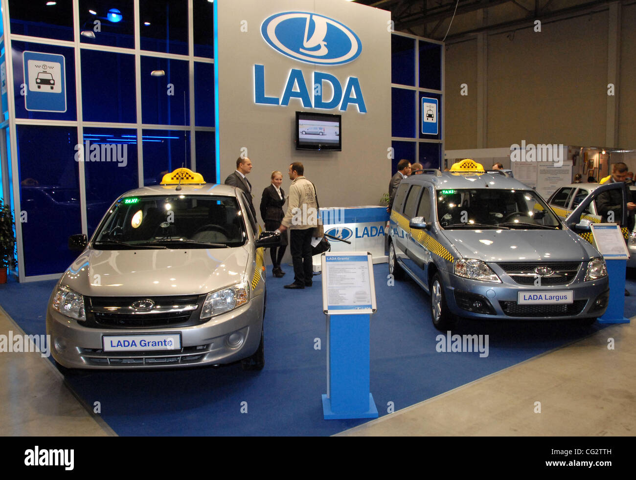 Lada largus hi-res stock photography and images - Alamy