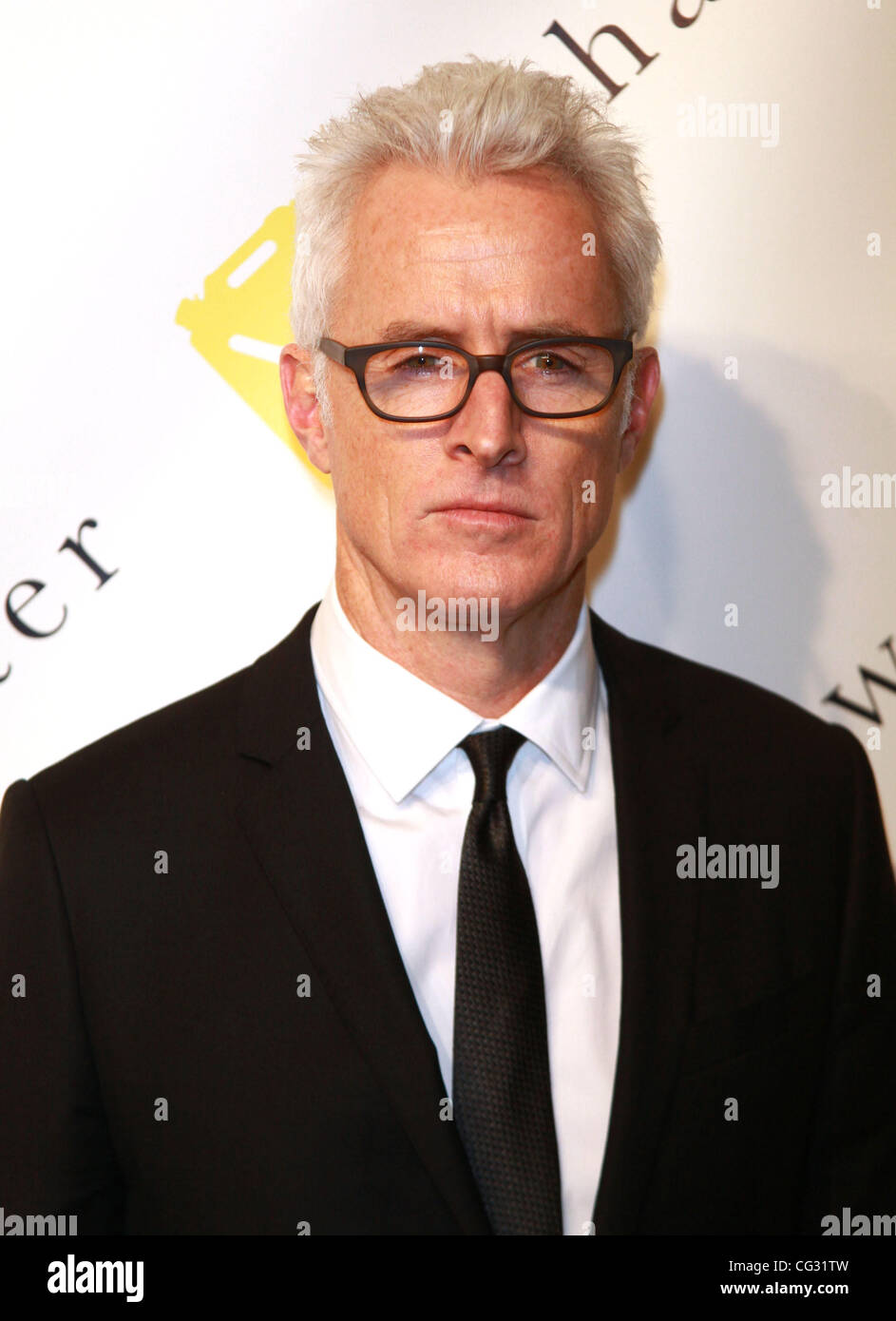John slattery 5th annual charity hi-res stock photography and images ...