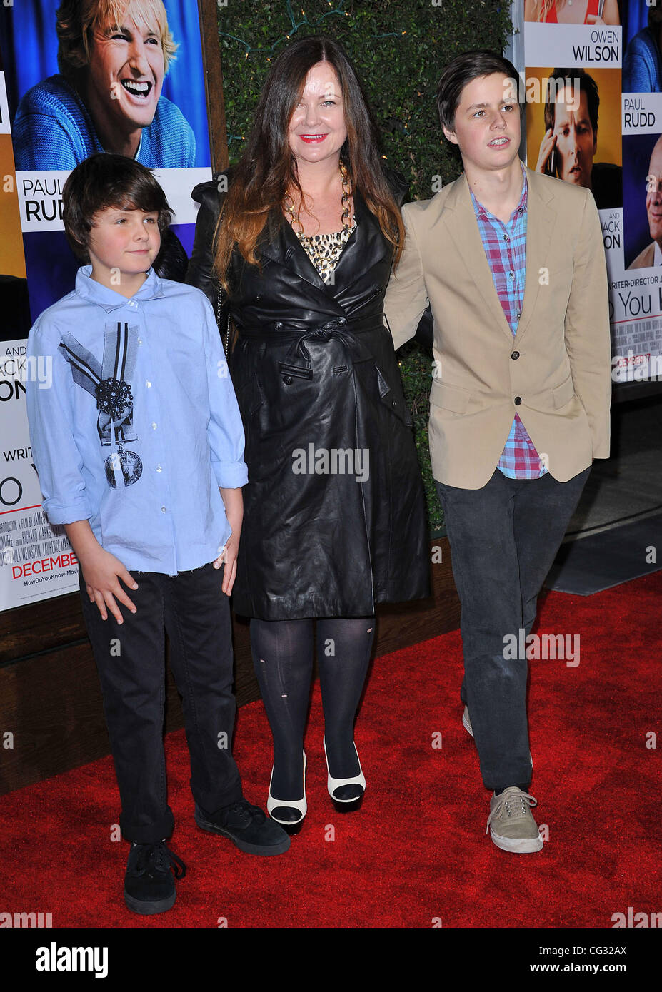 Jennifer Nicholson with her sons Sean and Duke The Premiere of 'How Do ...