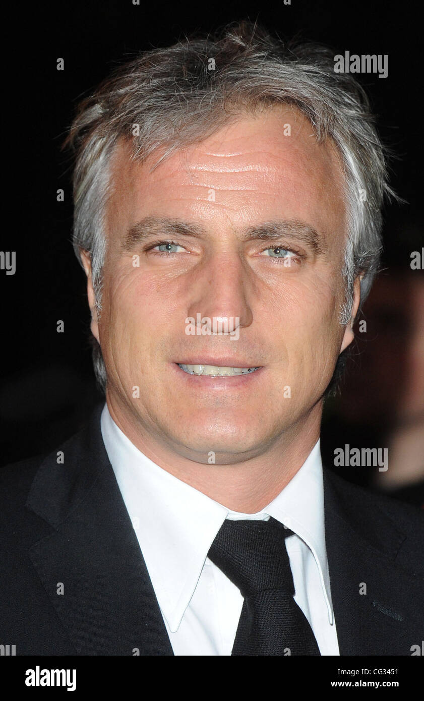 David ginola hi-res stock photography and images - Alamy