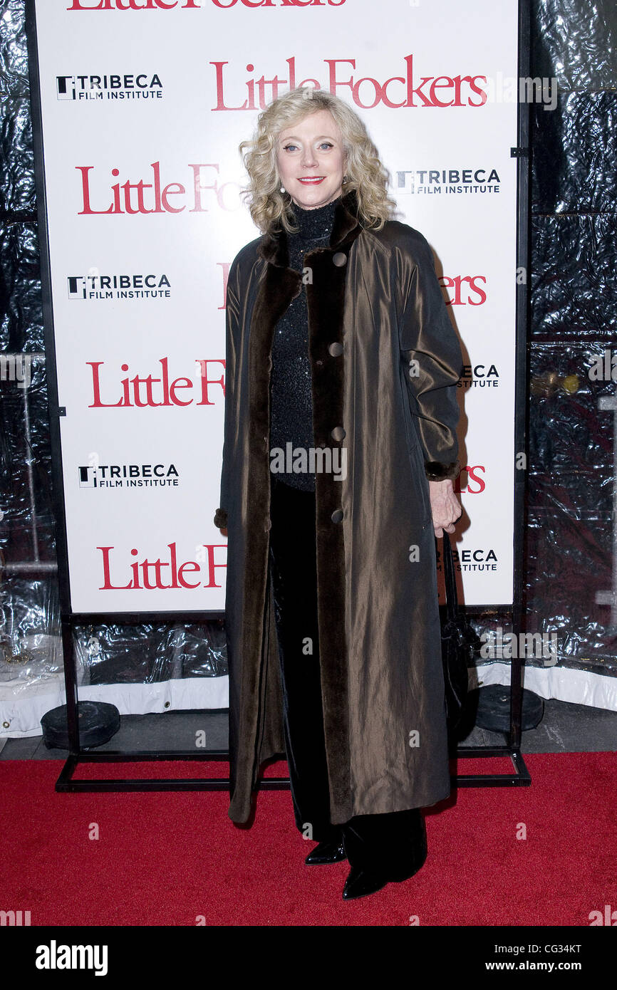 Blythe Danner The World Premiere of 'Little Fockers' held at the ...