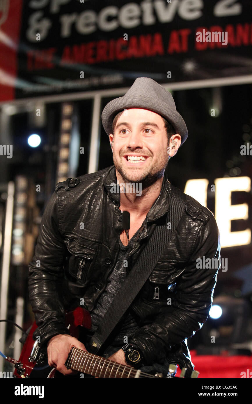 Honor Society performing Teen Rock Bands Join Forces With The Salvation ...