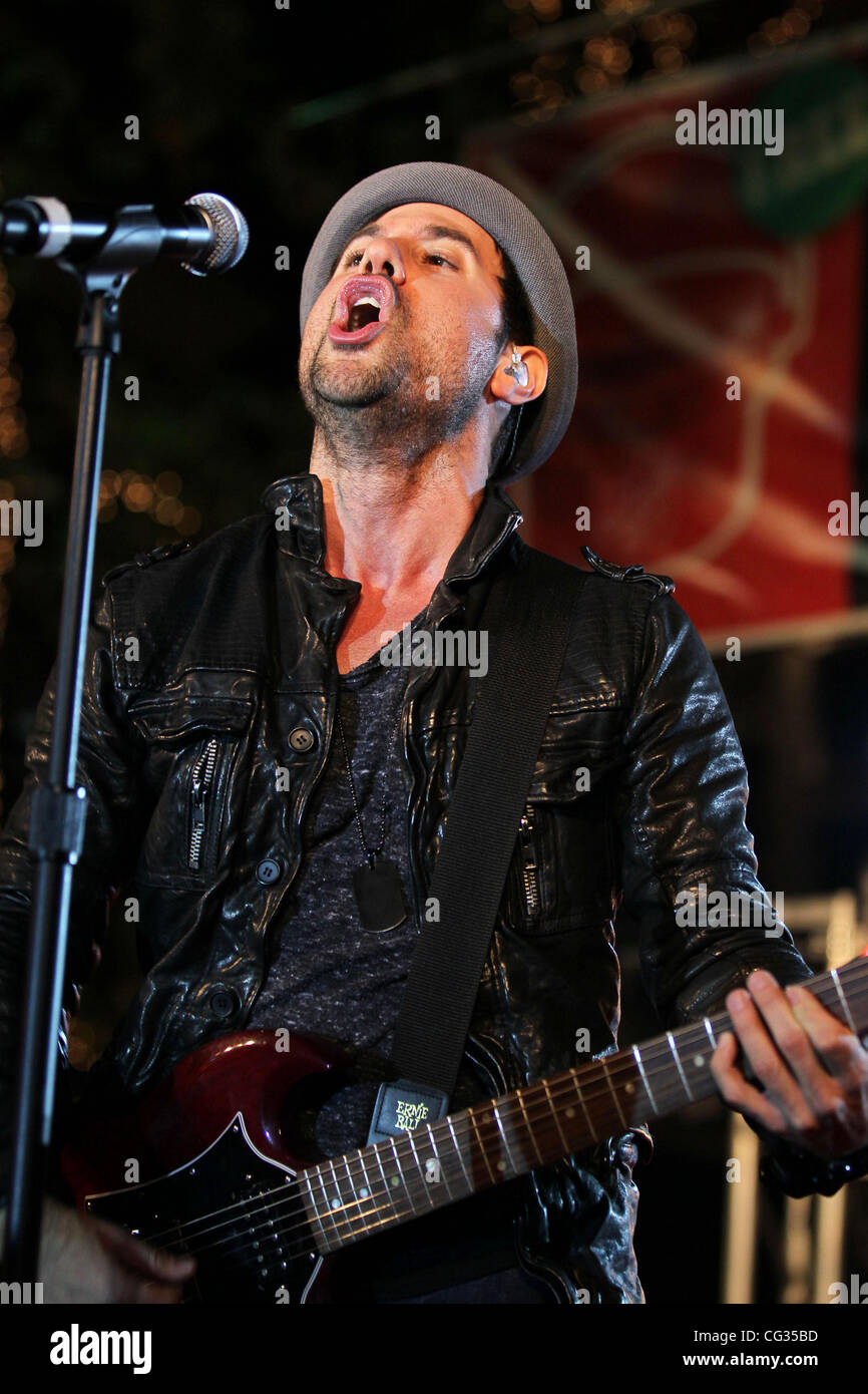 Honor Society performing Teen Rock Bands Join Forces With The Salvation ...