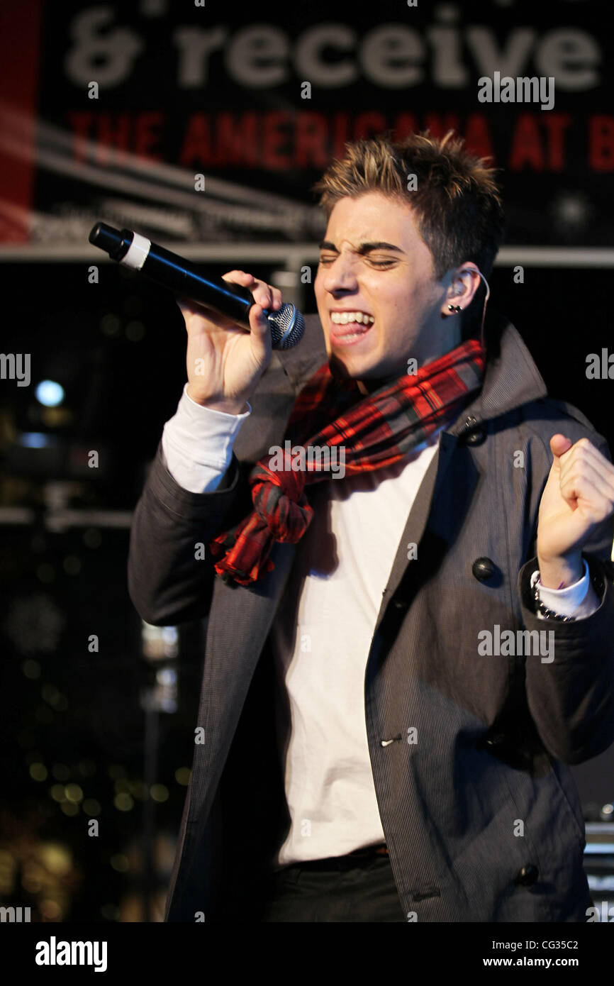 One Call performing Teen Rock Bands Join Forces With The Salvation Army ...