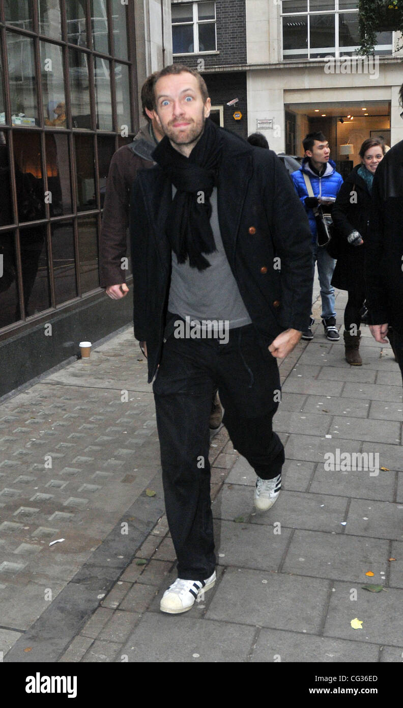 Chris Martin outside the BBC Radio 1 studios London, England - 17.12.10 ...