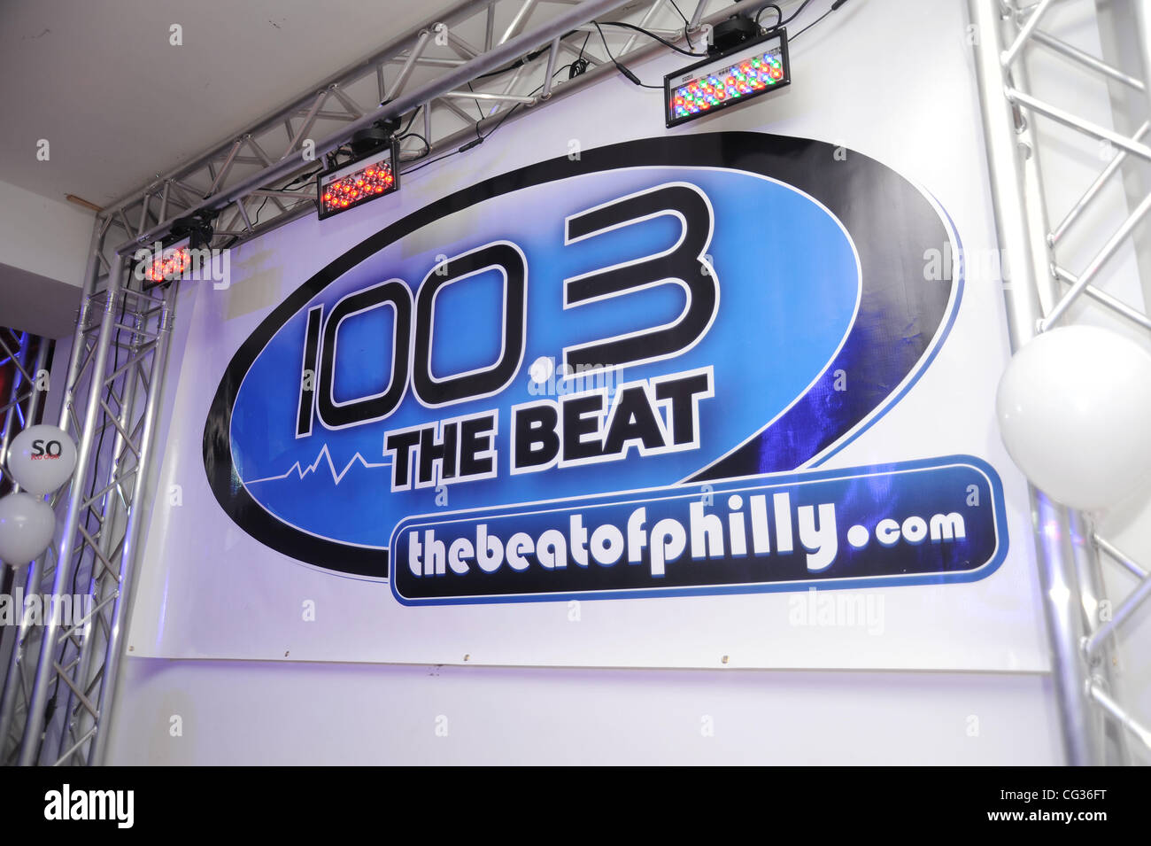 Meet and greet hi-res stock photography and images - Alamy