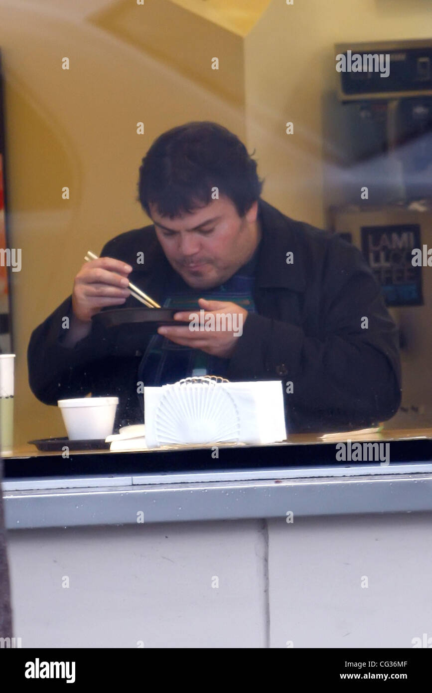 Jack Black eating Japanese food in Beverly Hills Los Angeles ...