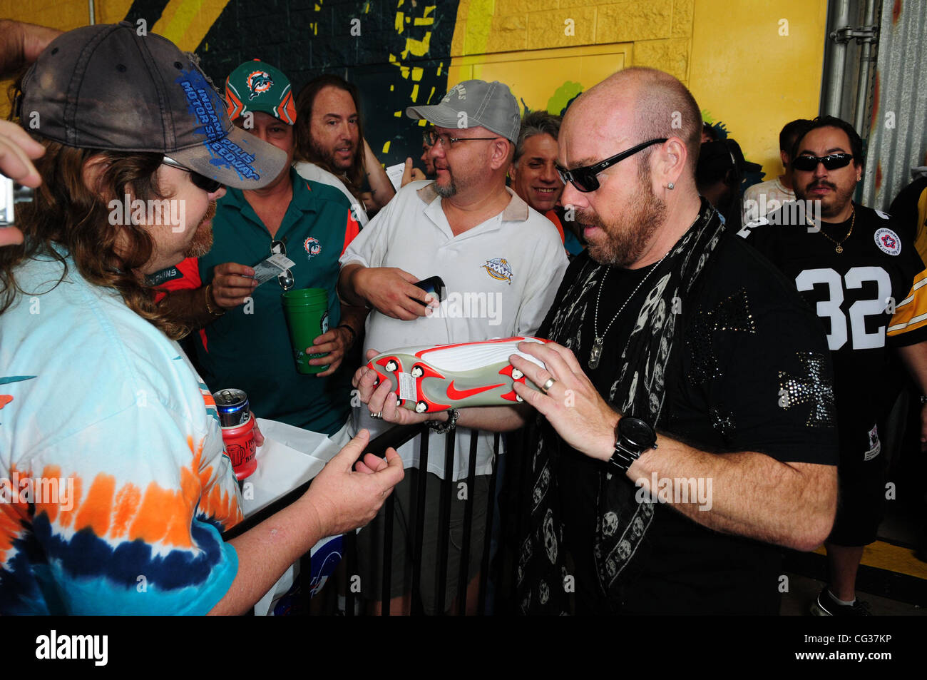 Jason Bonham Jason Bonham's Led Zeppelin Experience perform a gig at ...