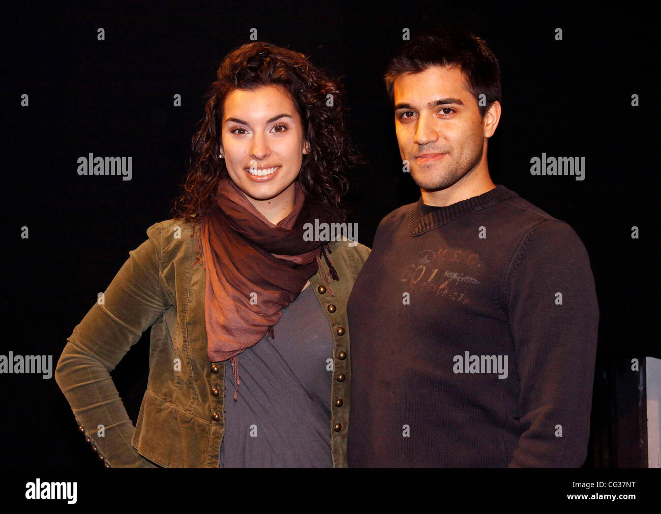 Erin O'Neil and Nolan Muna Theatrical Gems production of the musical ...