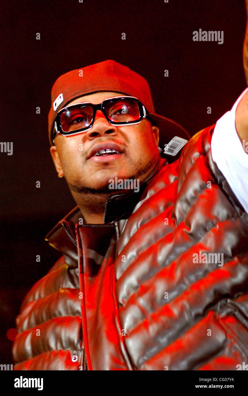 Twista hi-res stock photography and images - Alamy