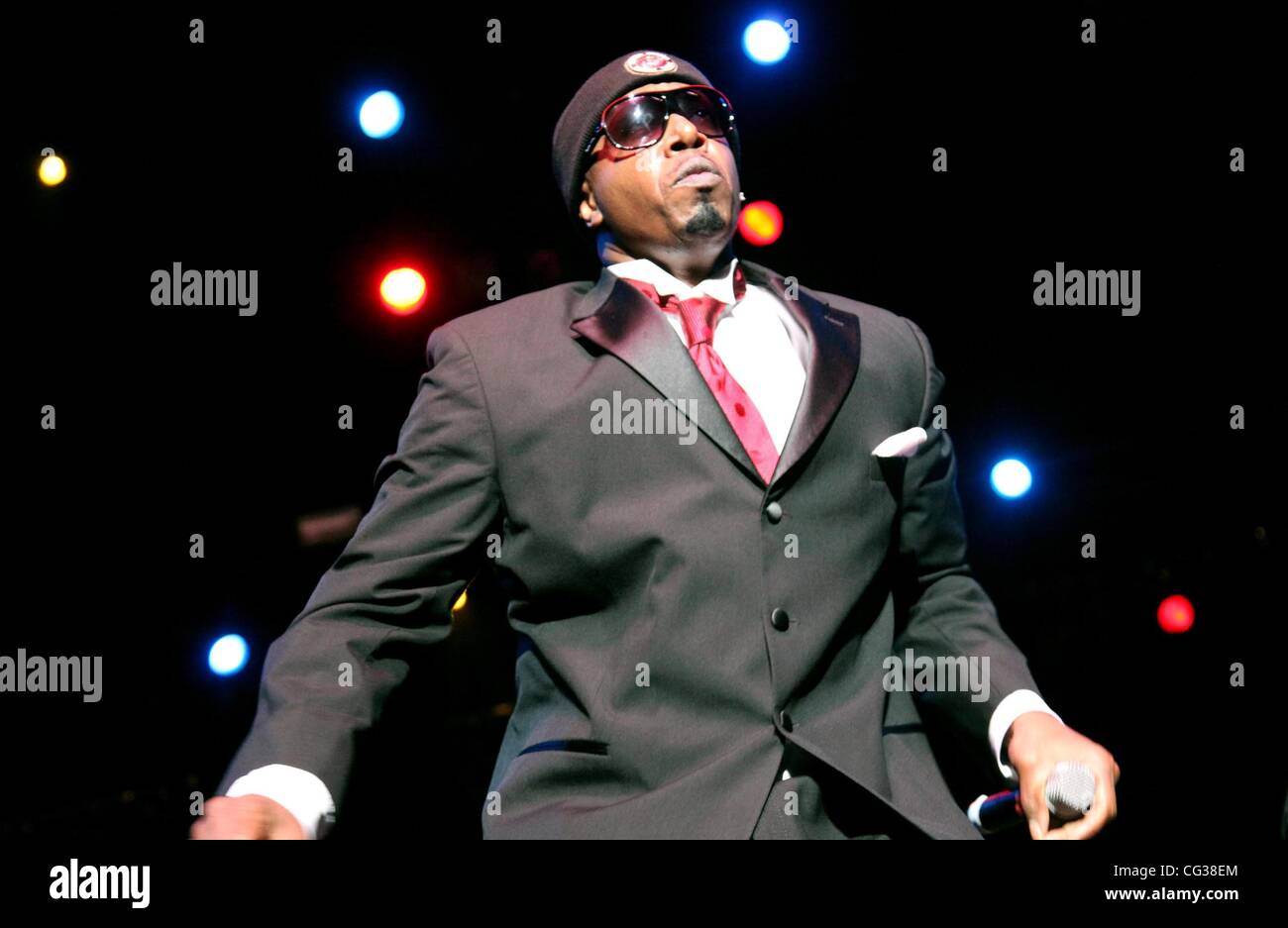 MC Hammer Back 2 Kool concert at the Grand Arena Cape Town, South ...