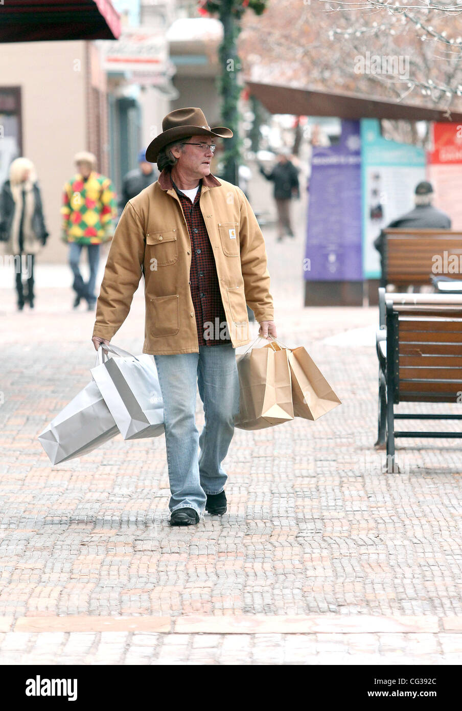 Kurt Russell shopping in Aspen wearing a Stetson hat. Aspen, Colorado ...