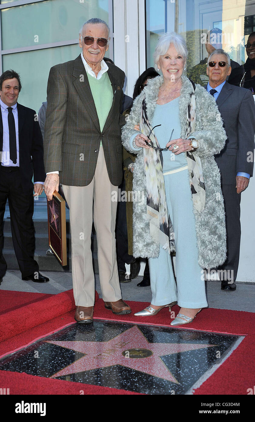 Stan Lee with his wife Joan Stan Lee Hollywood Walk Of Fame Star ...