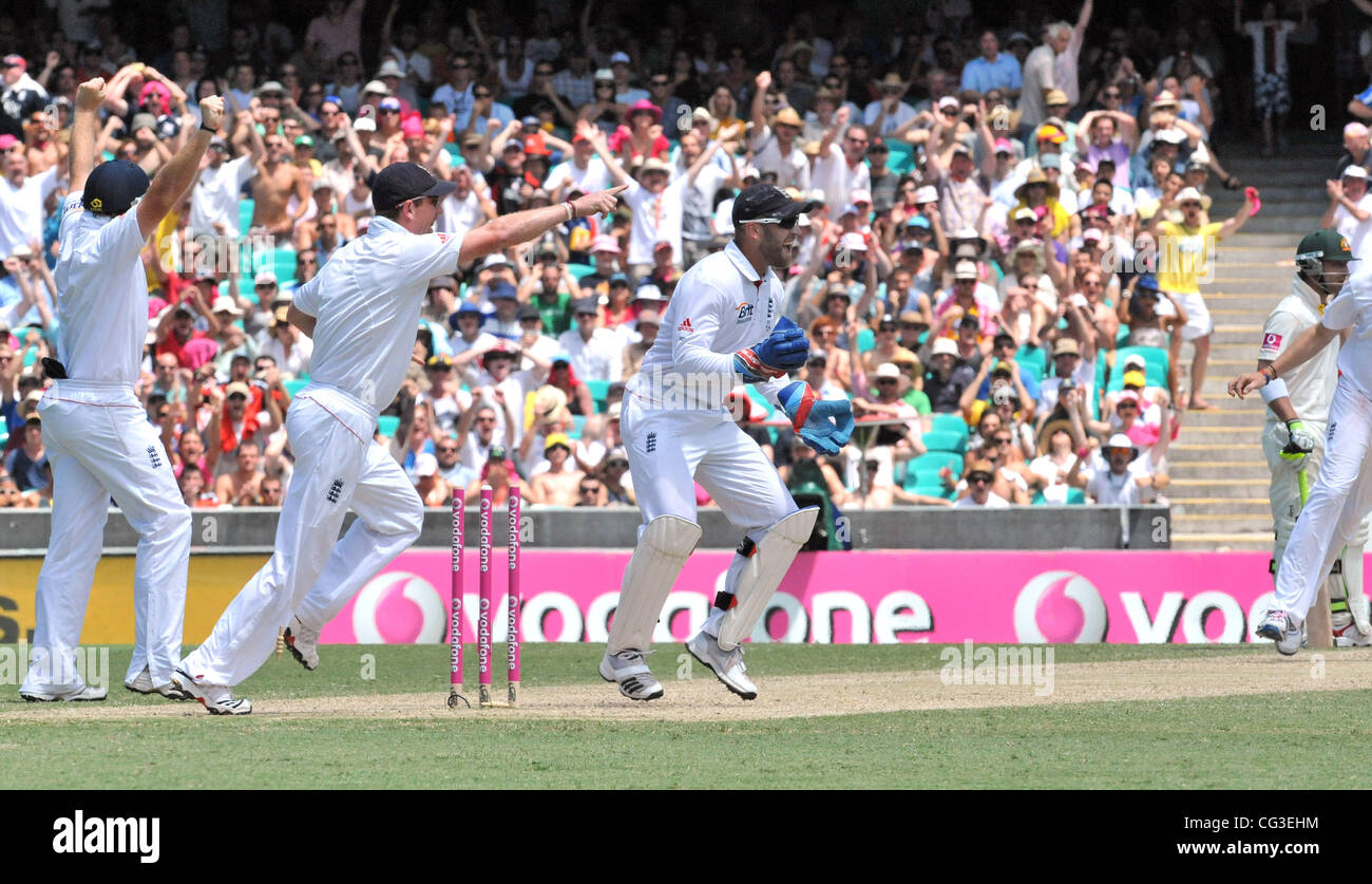 Shane Watson Day 4 of the Fifth Ashes Test match between Australia and ...