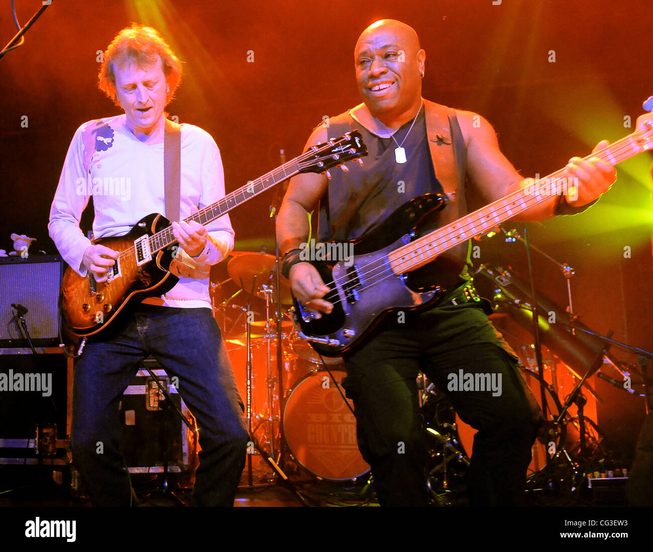 Guitarist bruce big country hi-res stock photography and images - Alamy