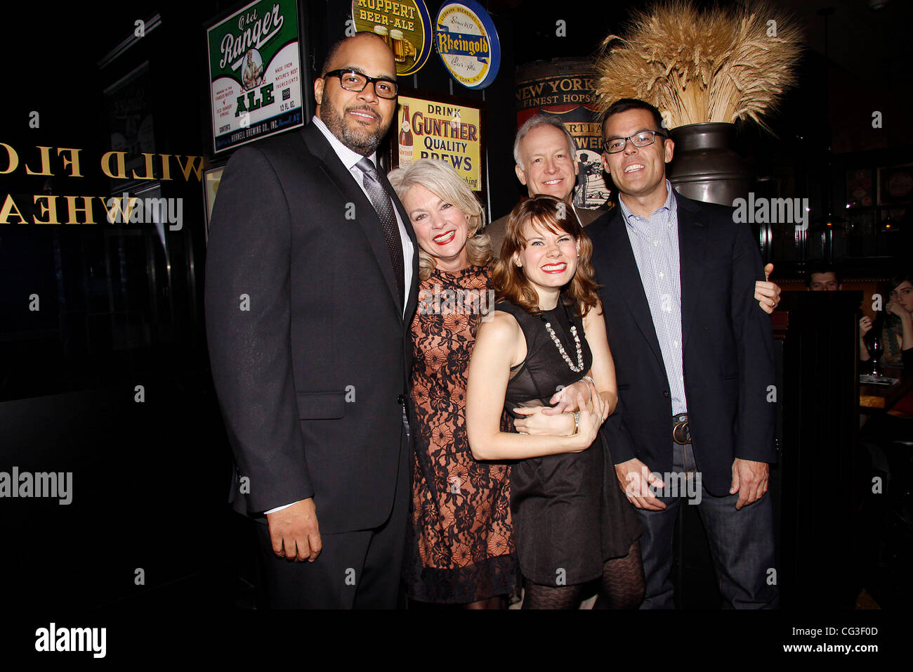 Victor Williams, Michele Pawk, Reed Birney, Celia Keenan-Bolger and ...