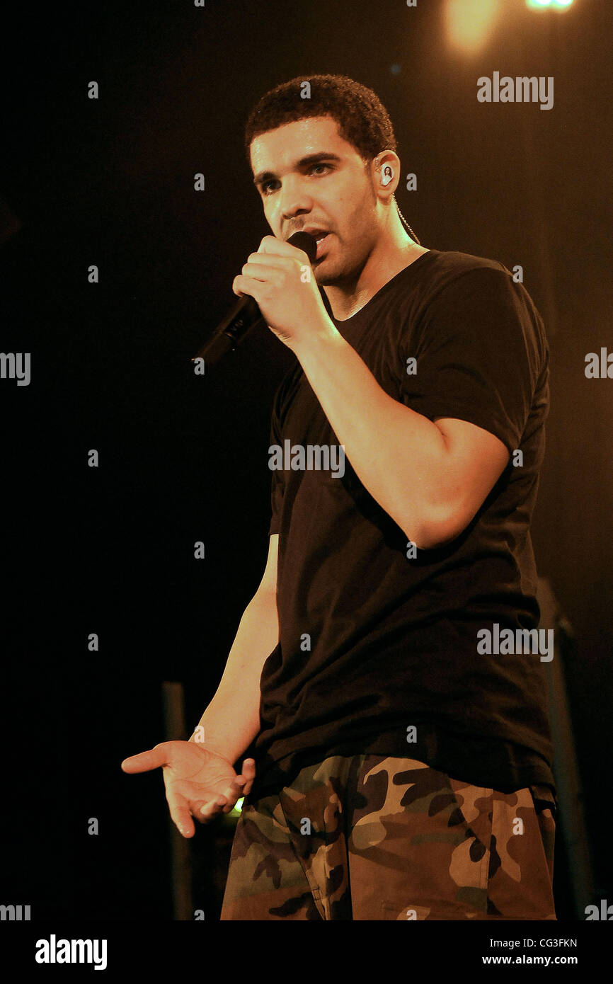Drake singer hi-res stock photography and images - Alamy