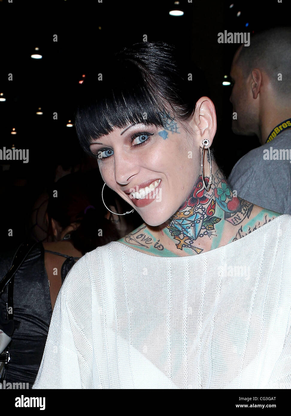 Michelle bombshell mcgee hi-res stock photography and images - Alamy