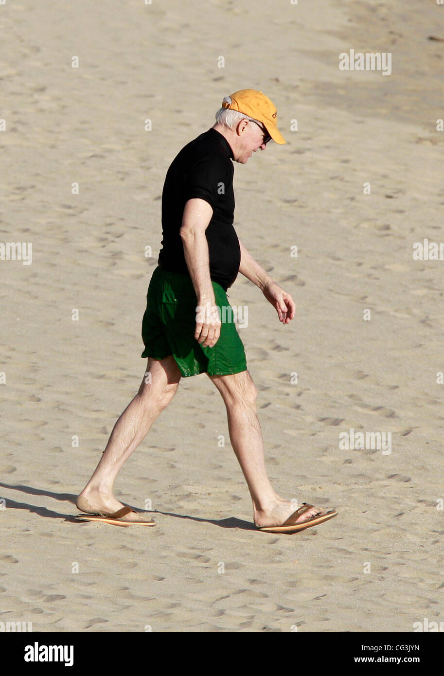 Steve martin white suit hi-res stock photography and images - Alamy