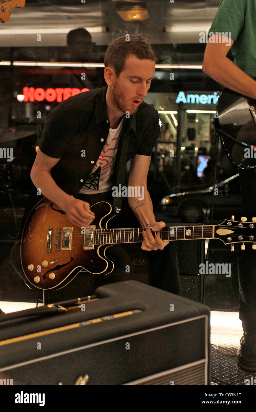 Jesse Carmichael shooting scenes for Maroon 5’s upcoming music video “Never Gonna Leave This Bed ...