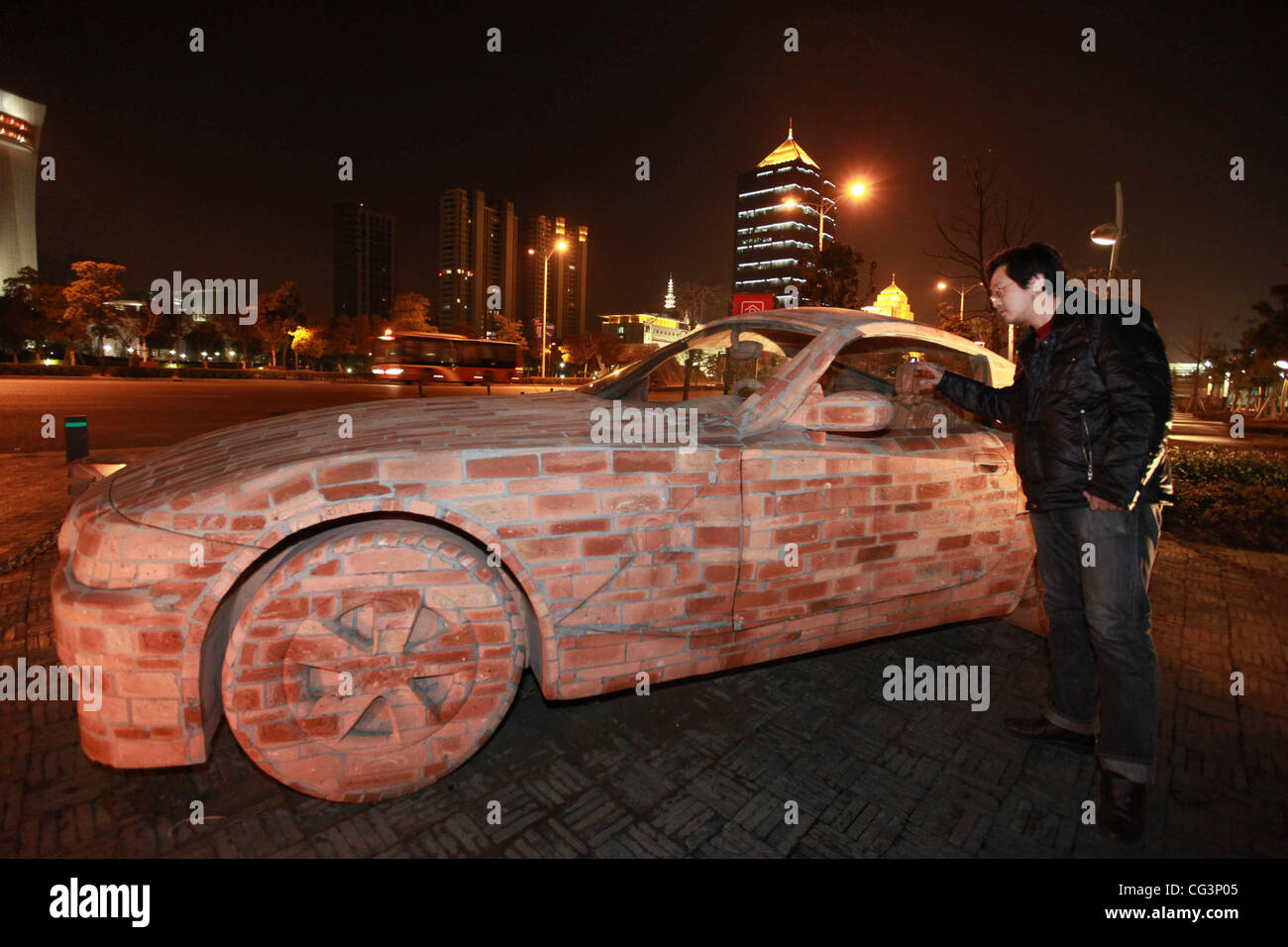 BMW made of Bricks Shenzhen artist Dai Yun created a 6.5-ton brick and ...