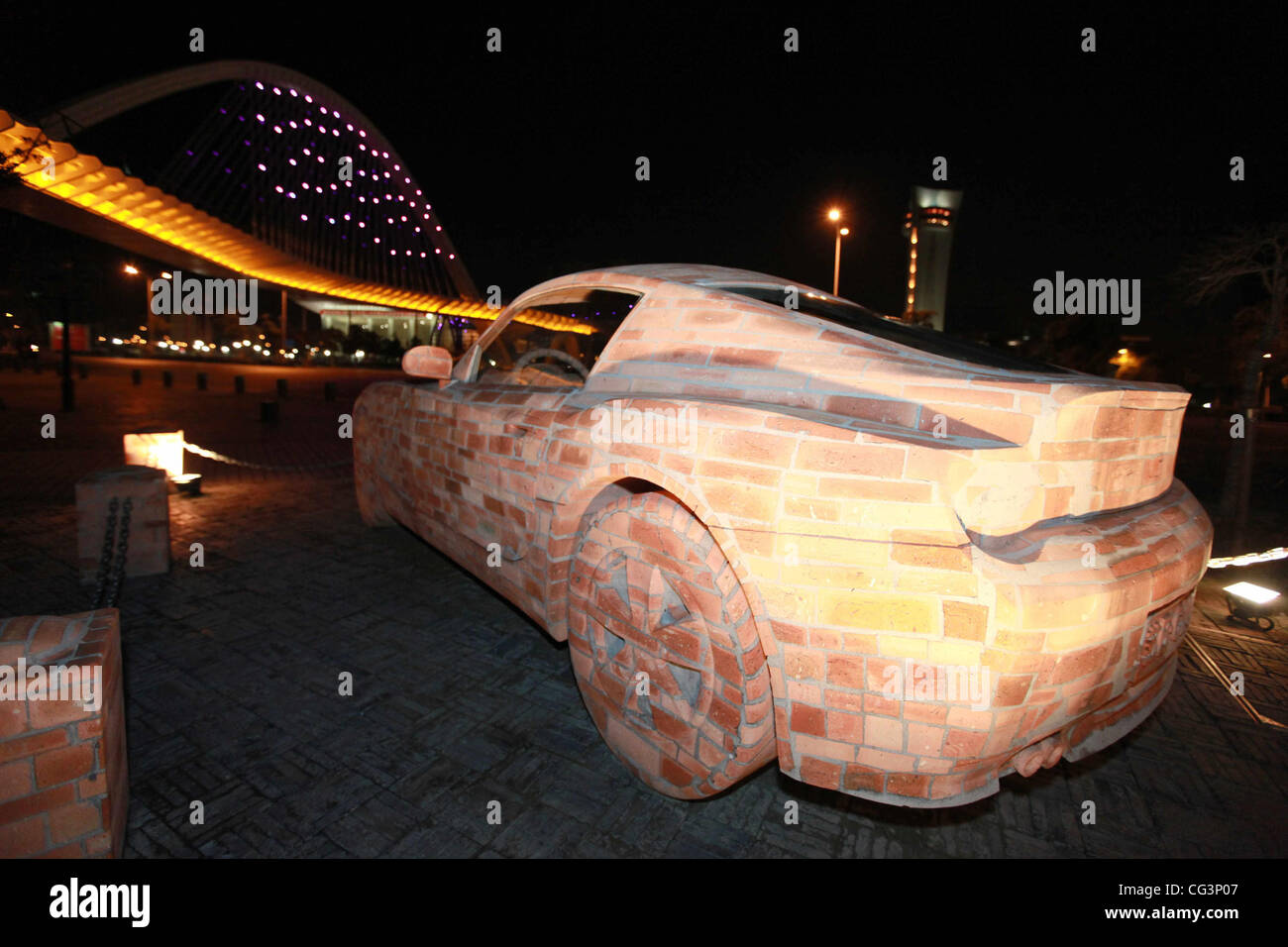BMW made of Bricks Shenzhen artist Dai Yun created a 6.5-ton brick and ...