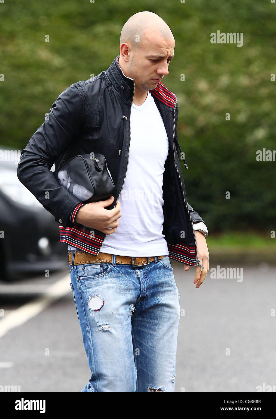 Alan Hutton arriving at the Tottenham Hotspur training ground Essex ...
