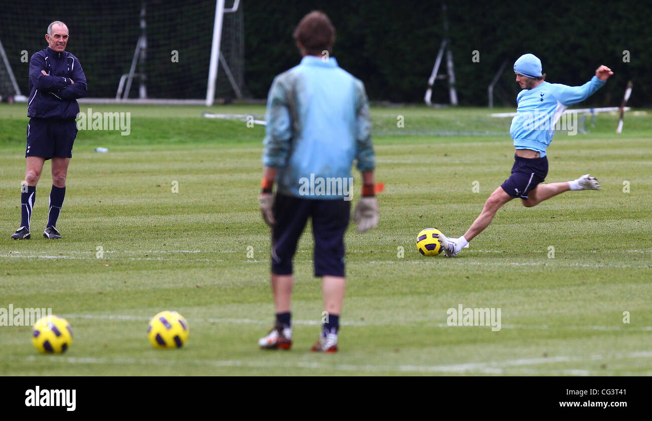 Joe jordan tottenham hi-res stock photography and images - Alamy