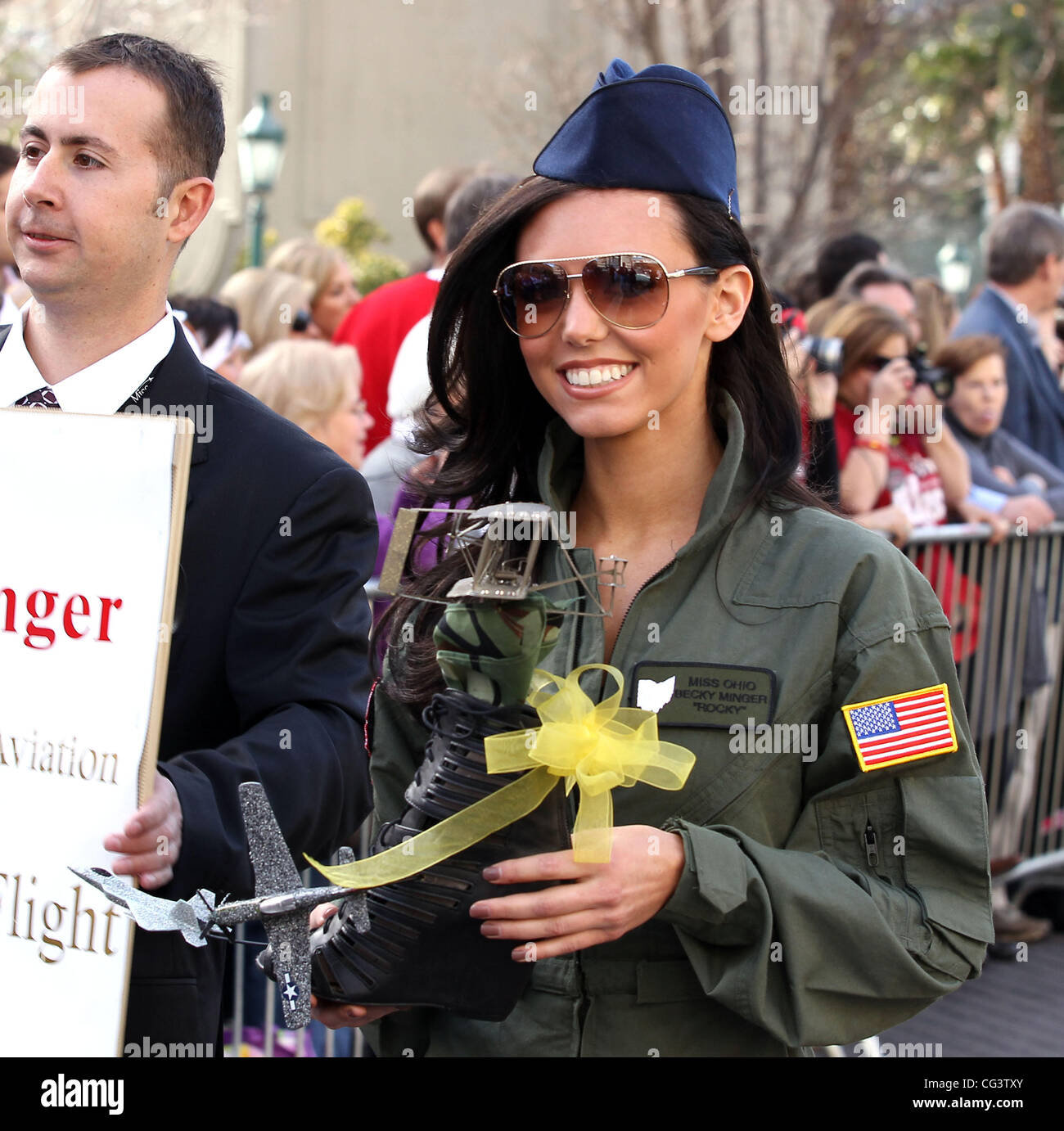Miss Ohio Becky Minger Miss America 2011 DSW Parade of Shoes at the ...