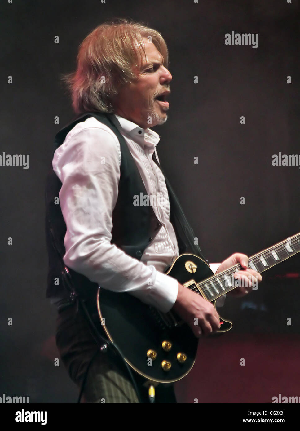 Scott Gorham Thin Lizzy performing at Manchester Apollo Manchester ...