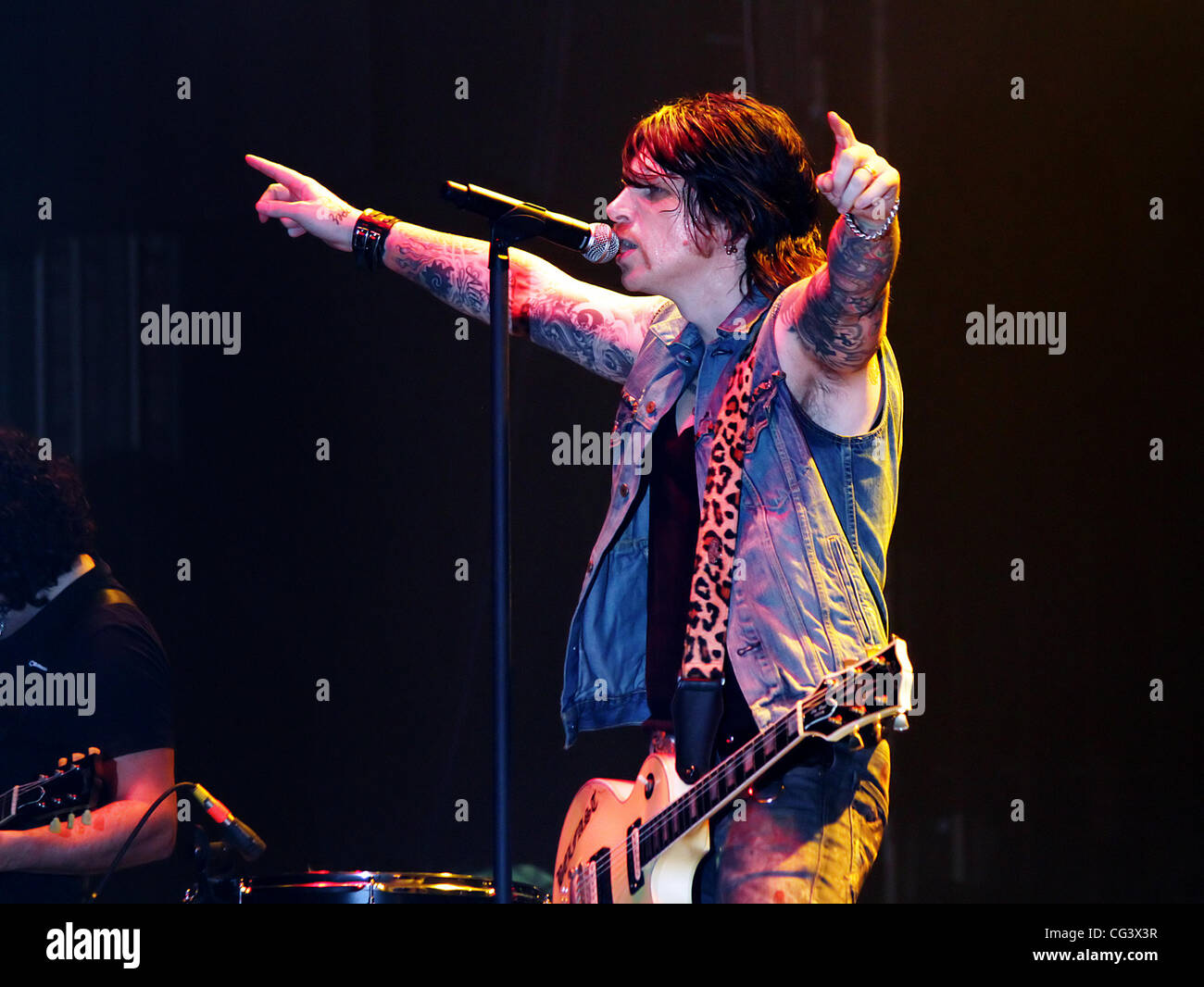 Ricky Warwick Thin Lizzy performing at Manchester Apollo Manchester ...