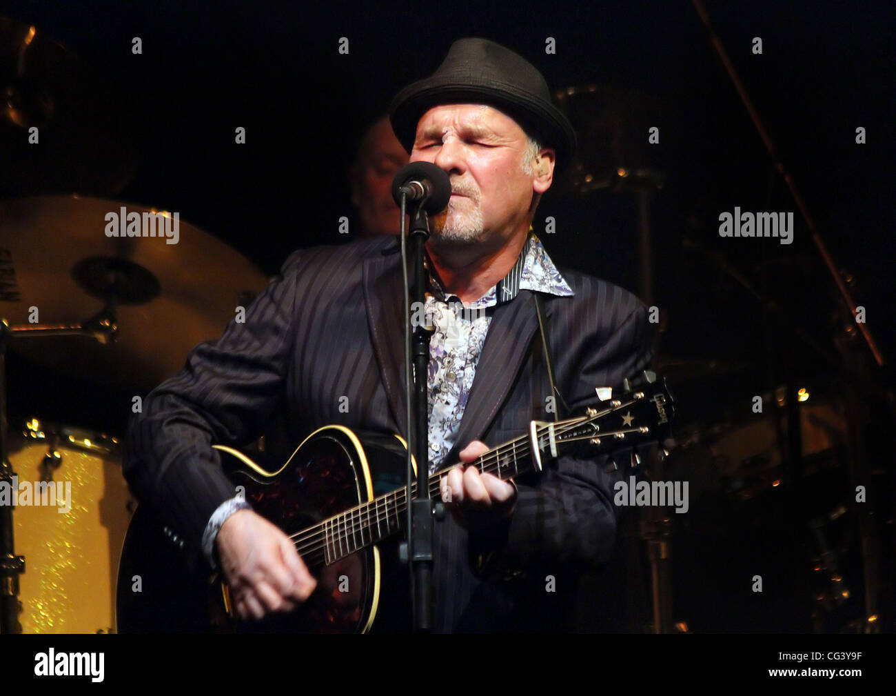 Paul Carrack performing at Liverpool Philharmonic Hall Liverpool ...