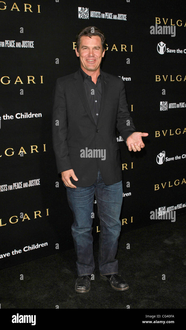 Josh Brolin Bvlgari Private Event Honoring Simon Fuller And Paul Haggis ...