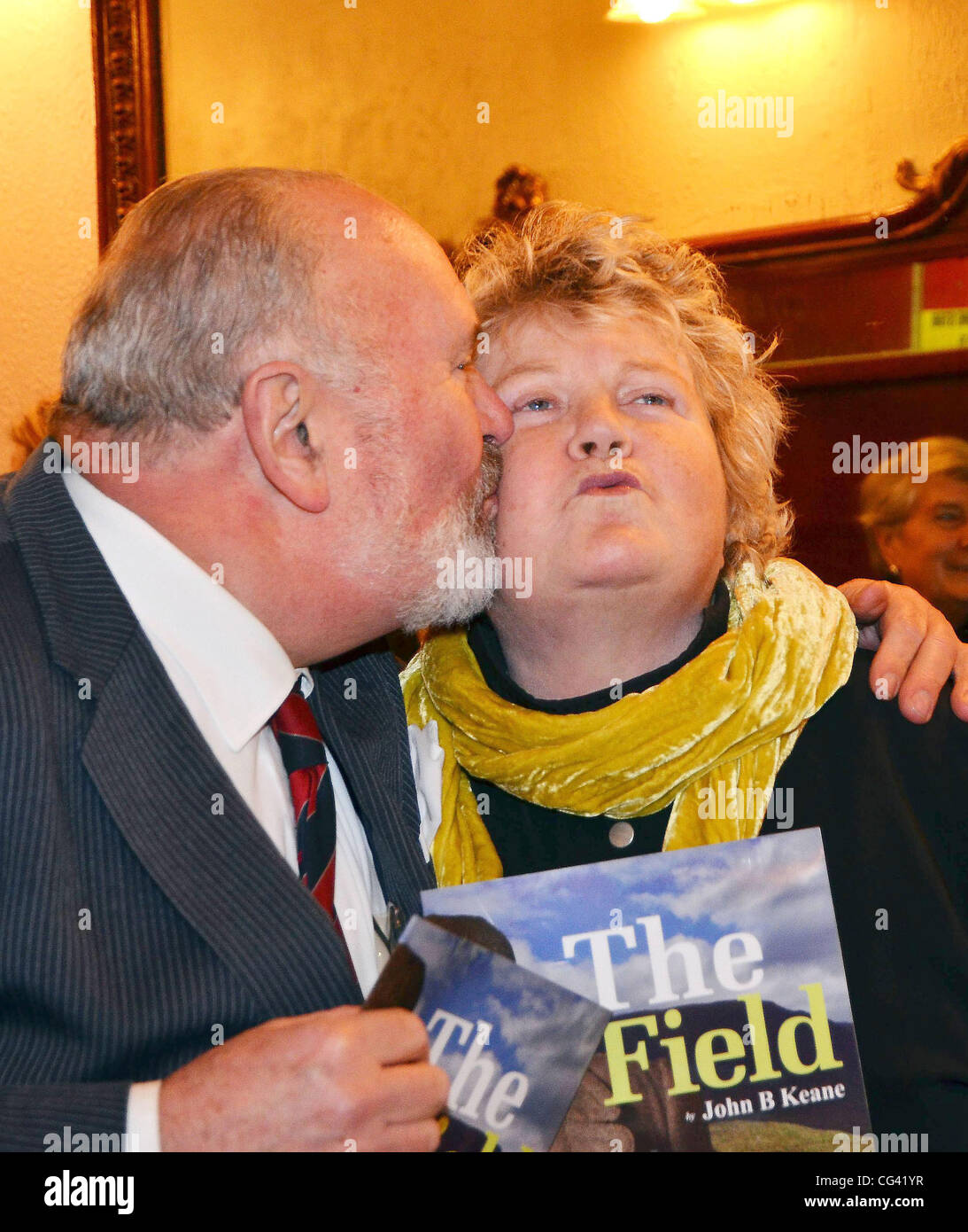 David norris fricker opening night hi-res stock photography and images ...