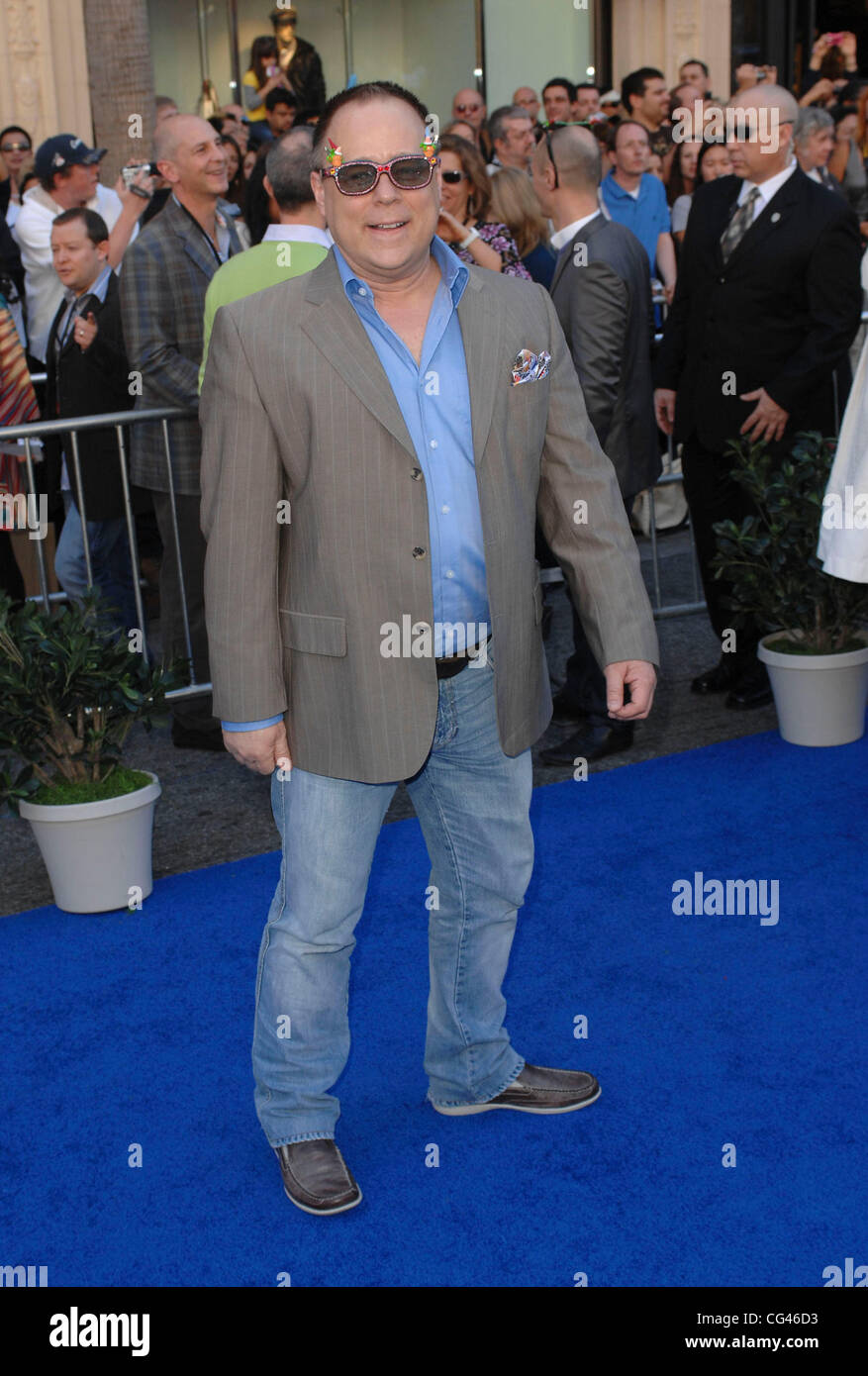 Kelly Asbury Gnomeo and Juliet World Premiere, held at the El Capitan ...