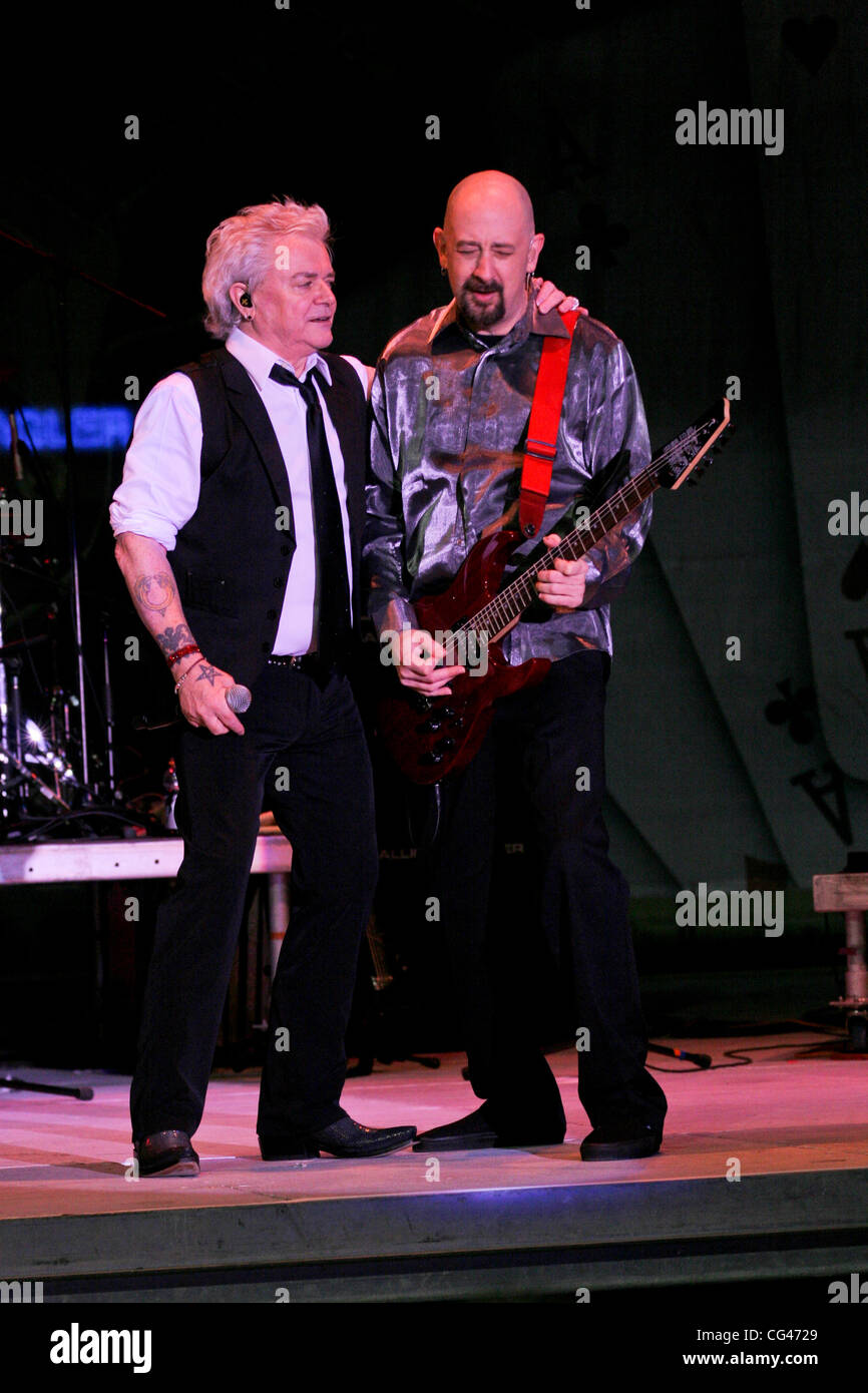 Graham russell hi-res stock photography and images - Alamy