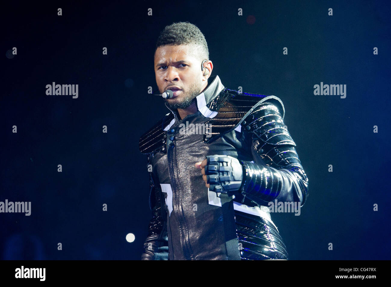 Usher performing live at Bercy Paris, France - 24.01.11 Stock Photo - Alamy