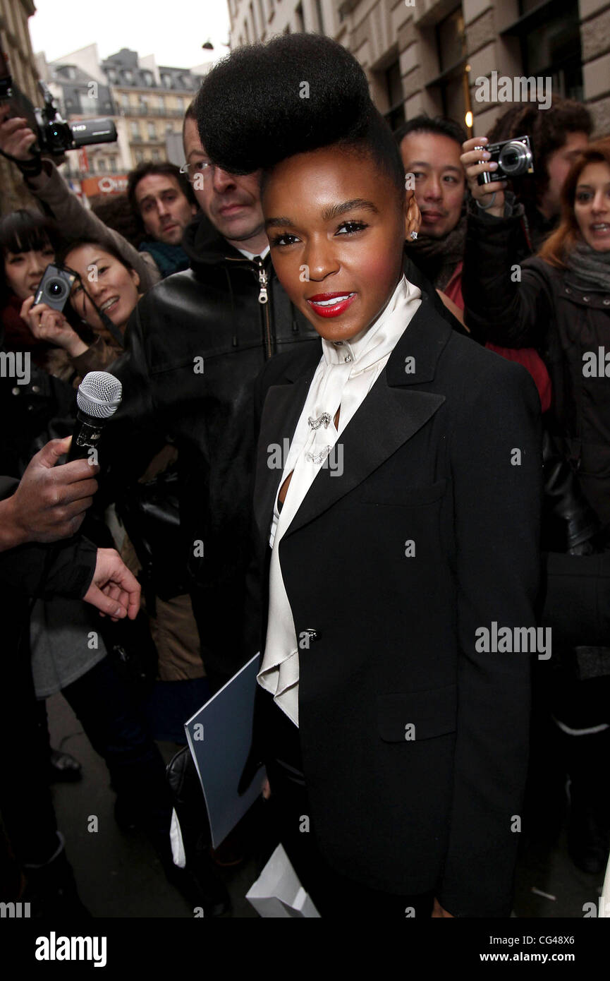 Janelle Monae Paris Fashion Week Fall 2011 - Chanel - Arrivals Paris ...