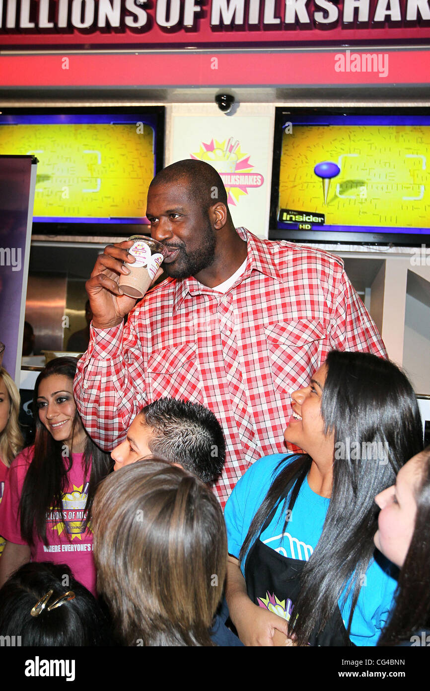 NBA star and Port Police Detective, Shaquille O'Neal appears at ...
