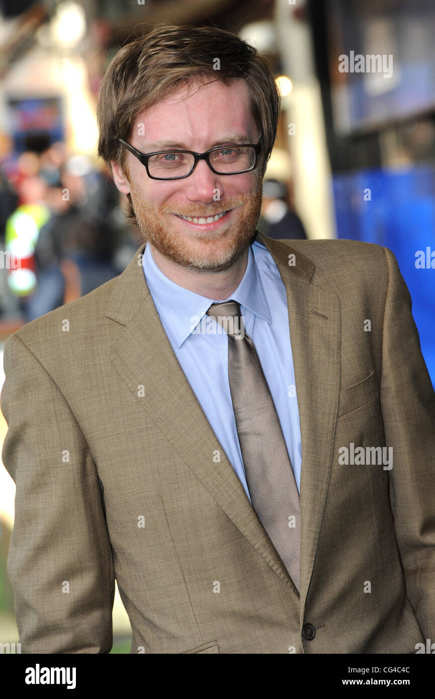 Stephen Merchant Gnomeo And Juliet - UK film premiere held at the Odeon ...