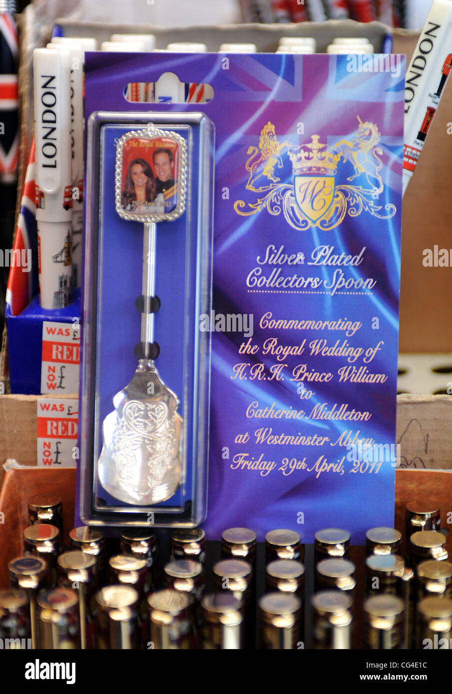 Prince William and Kate Middleton Royal Wedding souvenir spoons for ...