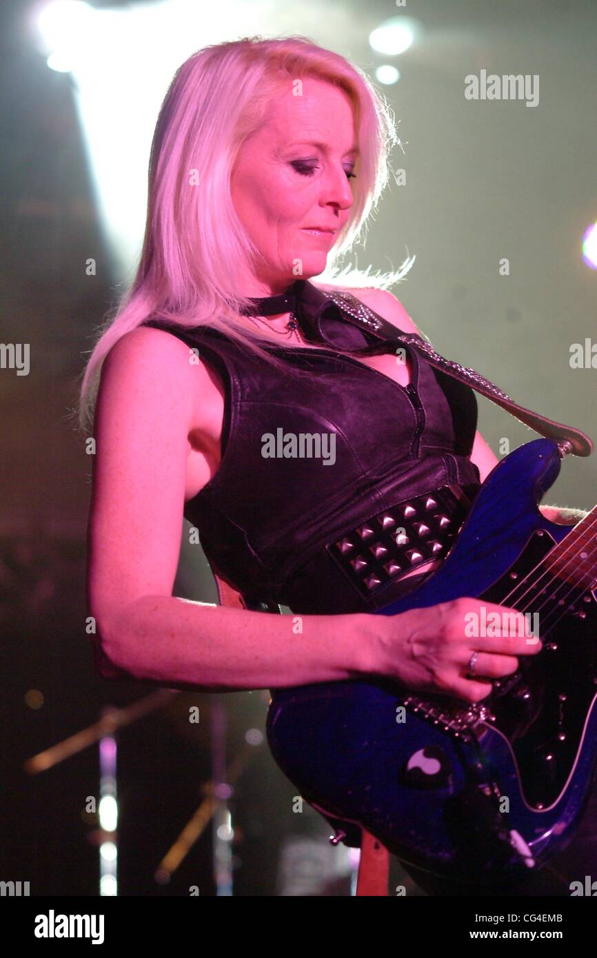 Jackie chambers hi-res stock photography and images - Alamy