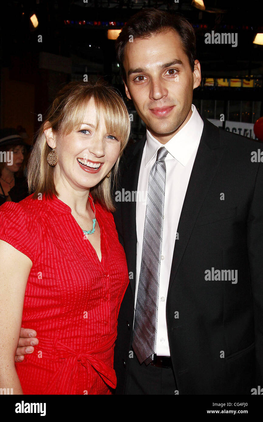 Sara Jean Ford and Ryan Silverman Backstage at 'Broadway On Broadway ...