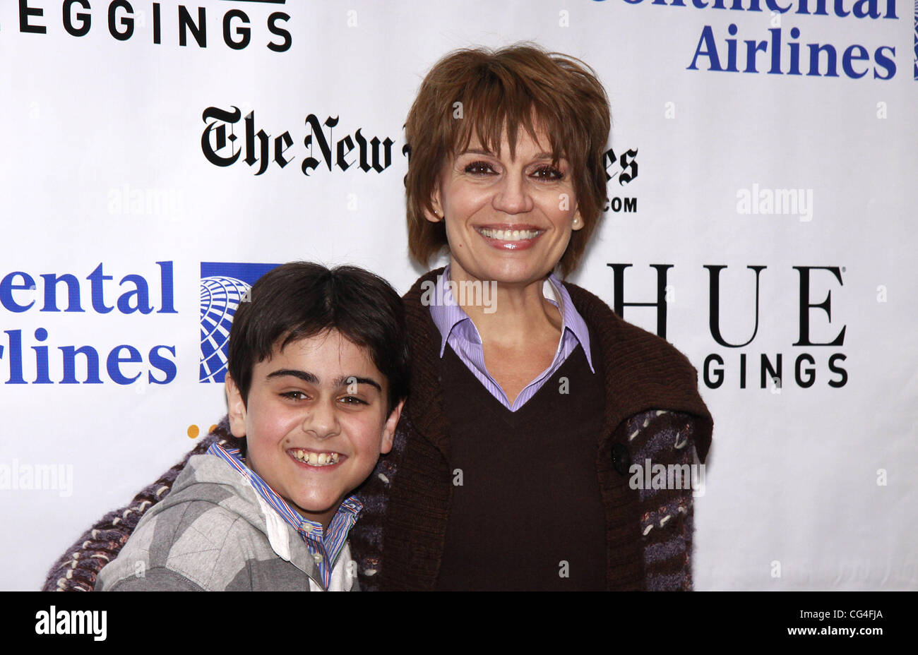 Matthew Gumley and Beth Leavel from the upcoming 'Elf' Backstage at ...