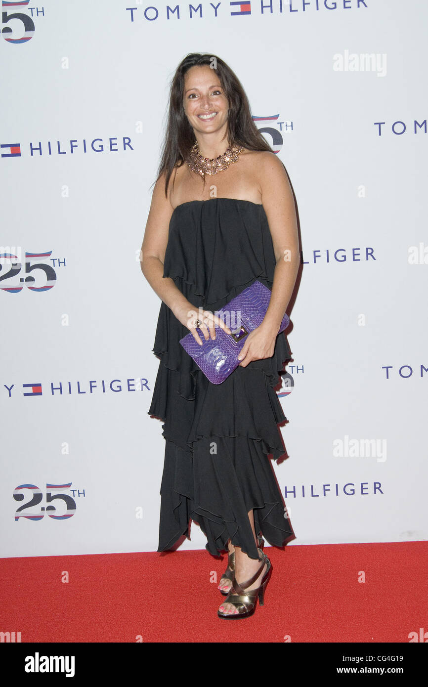 Emma snowden hi-res stock photography and images - Alamy