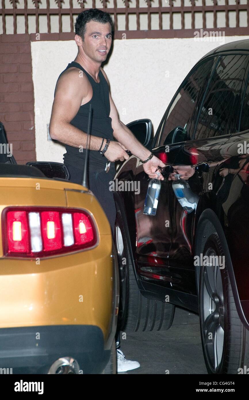 Tony Dovolani leaving a dance studio after rehearsing for the TV show ...