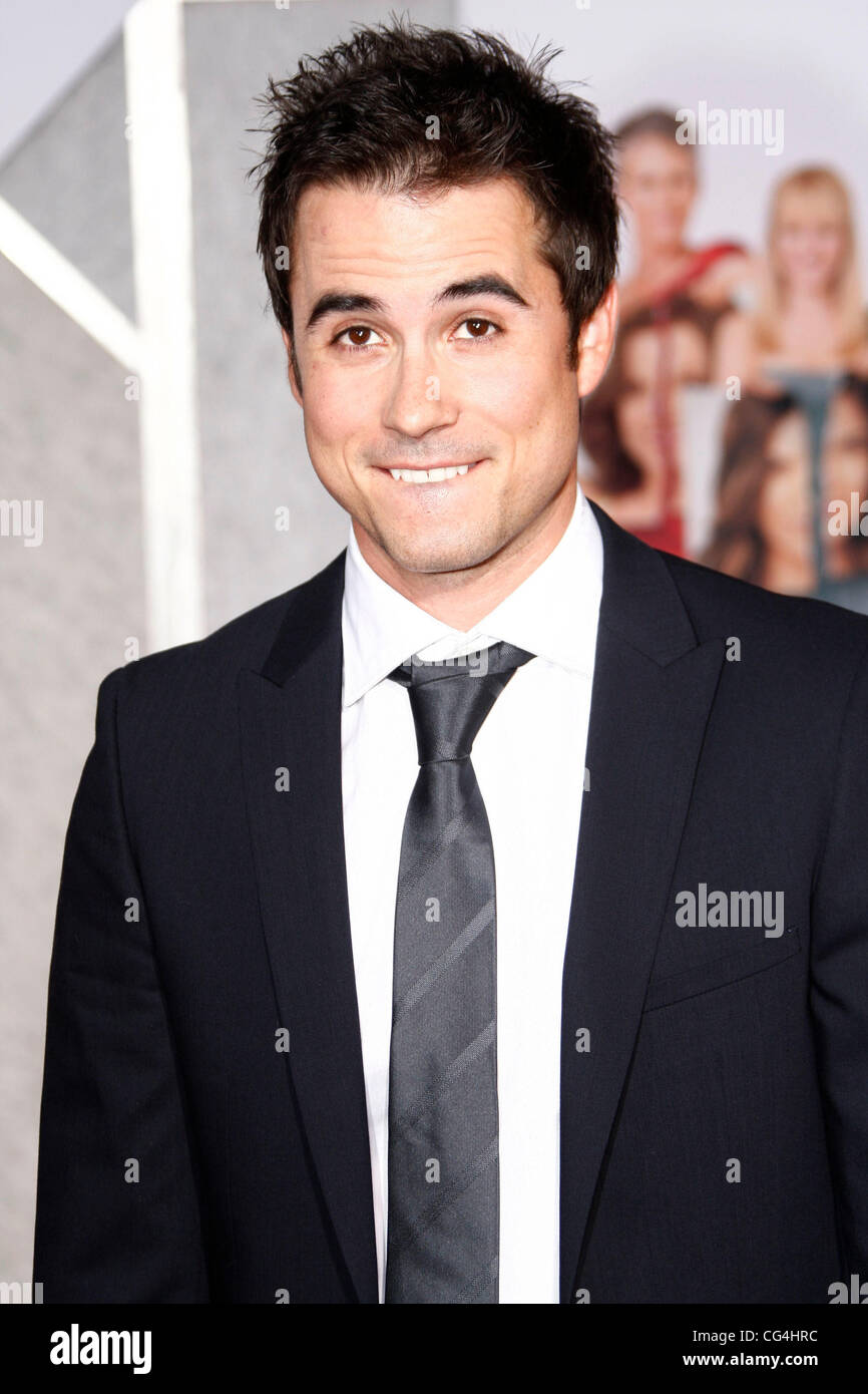 Sean Wing Los Angeles Premiere of 'You Again' held at the El Capitan ...
