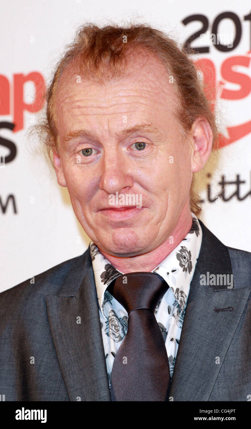 Portrait headshot head and shoulders arrivals hi-res stock photography ...