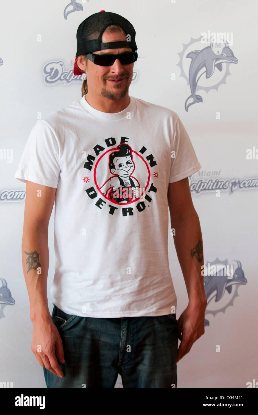 Kid Rock The Orange Carpet prior to the Detroit Lions vs the Miami ...